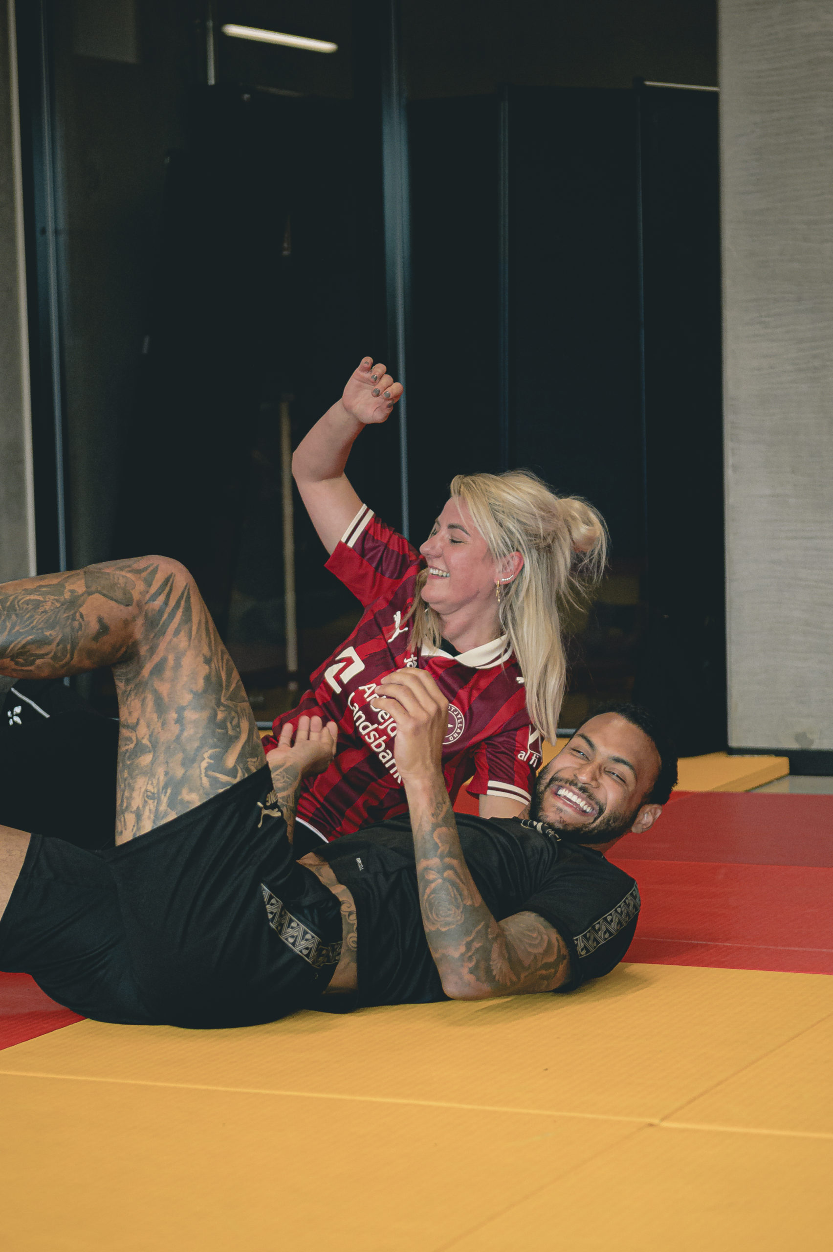 FÆLLESSKAB, SPORT OG STORE SMIL: EN DAG MED FITFORKIDS OG FCM SAMFUND ...